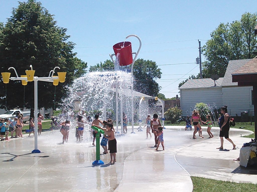 LEEDS SPLASH PAD TEMPORARILY CLOSED - KSCJ 1360