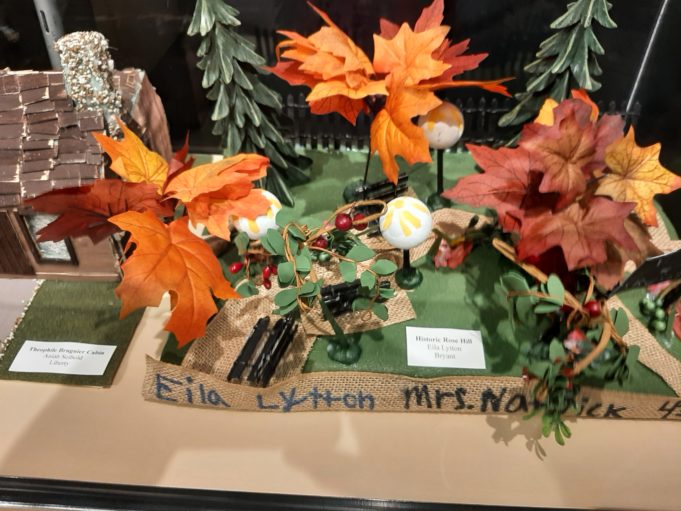 4TH GRADE HISTORY PROJECTS ON DISPLAY AT PUBLIC MUSEUM - KSCJ 1360