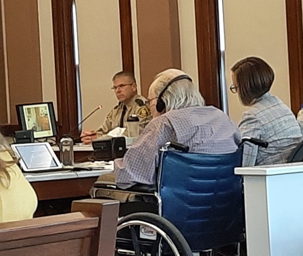 DRAMATIC 9-1-1 CALLS PLAYED AT KNAPP MURDER TRIAL - KSCJ 1360