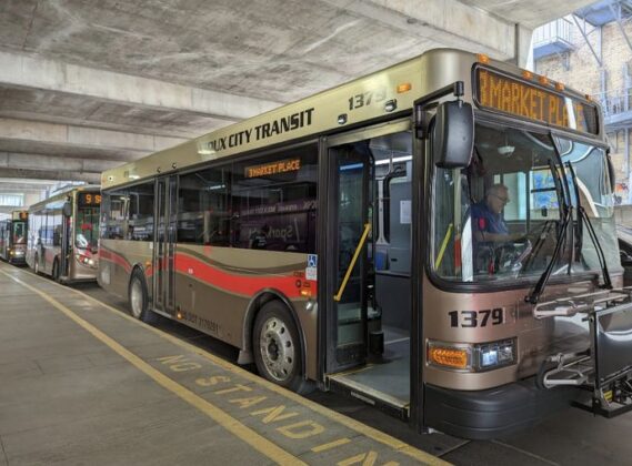 BERTRAND QUESTIONS SIOUX CITY BUS SERVICE TO SSC AND SGT. BLUFF - KSCJ 1360