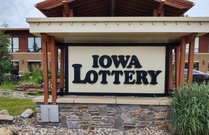 CHANGE COMING FOR IOWA LOTTERY SCRATCH TICKETS - KSCJ 1360
